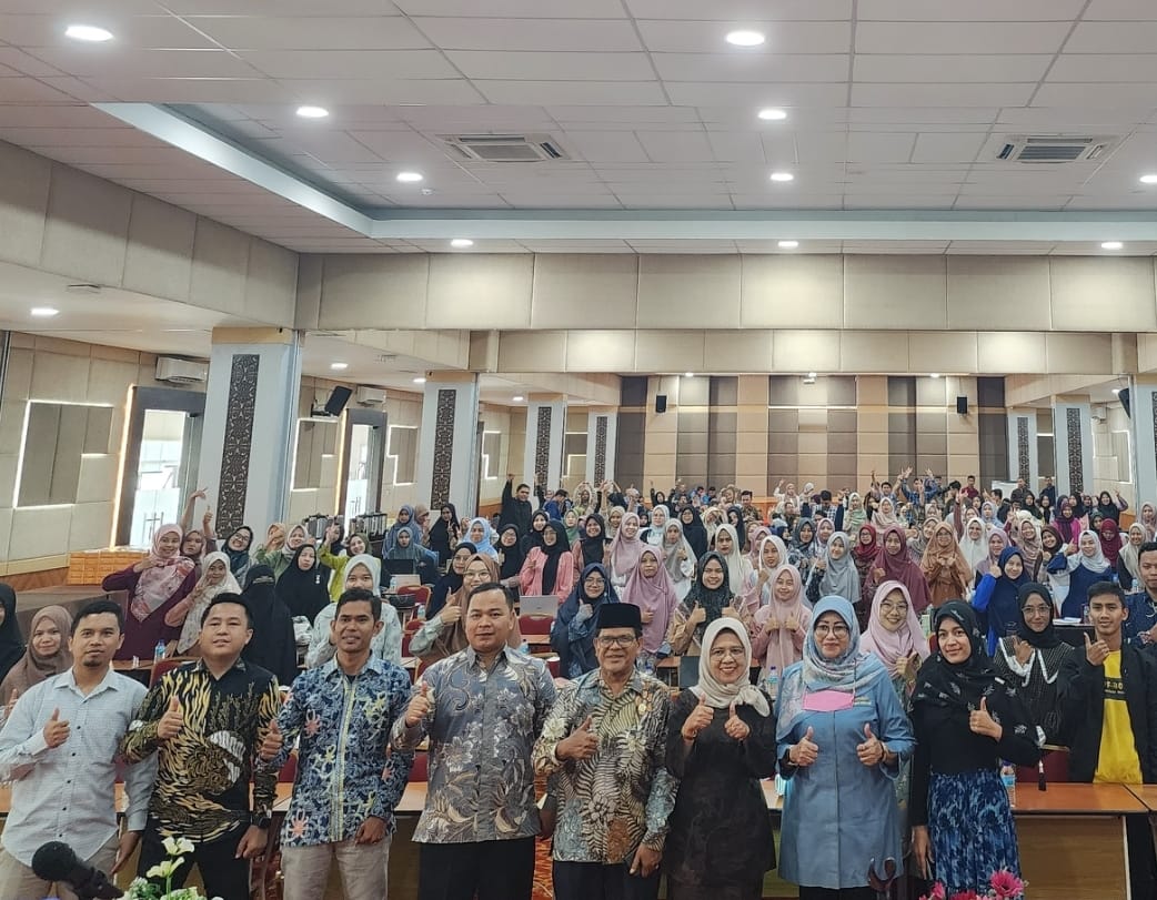 Tingkatkan Kompetensi Mahasiswa : PPG Prajab UNP gelar Pelatihan ...